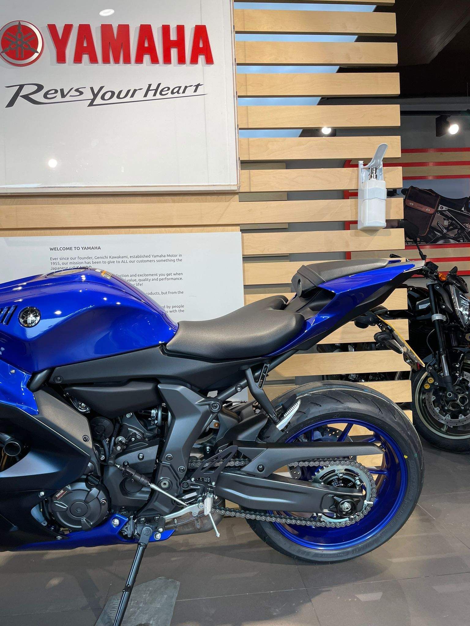 New Yamaha R7 - Omega Motorcycles | Yamaha Dealership